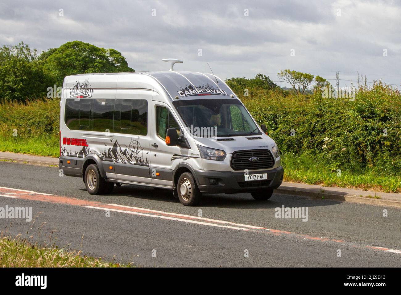 Yo17fau hi-res stock photography and images - Alamy