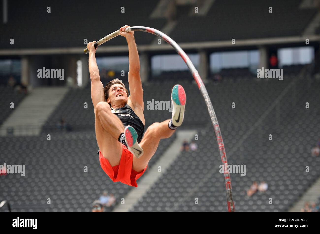 Berlin, Deutschland. 25th June, 2022. Oleg ZERNIKEL (ASV Landau) action ...