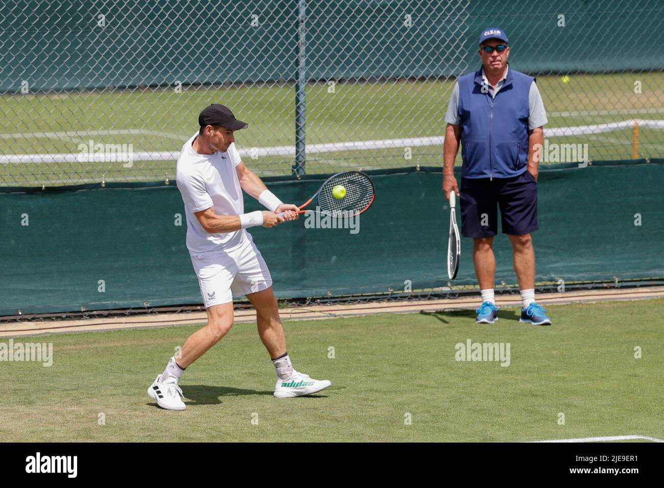 Ivan lendl and andy murray 2022 hi-res stock photography and images - Alamy