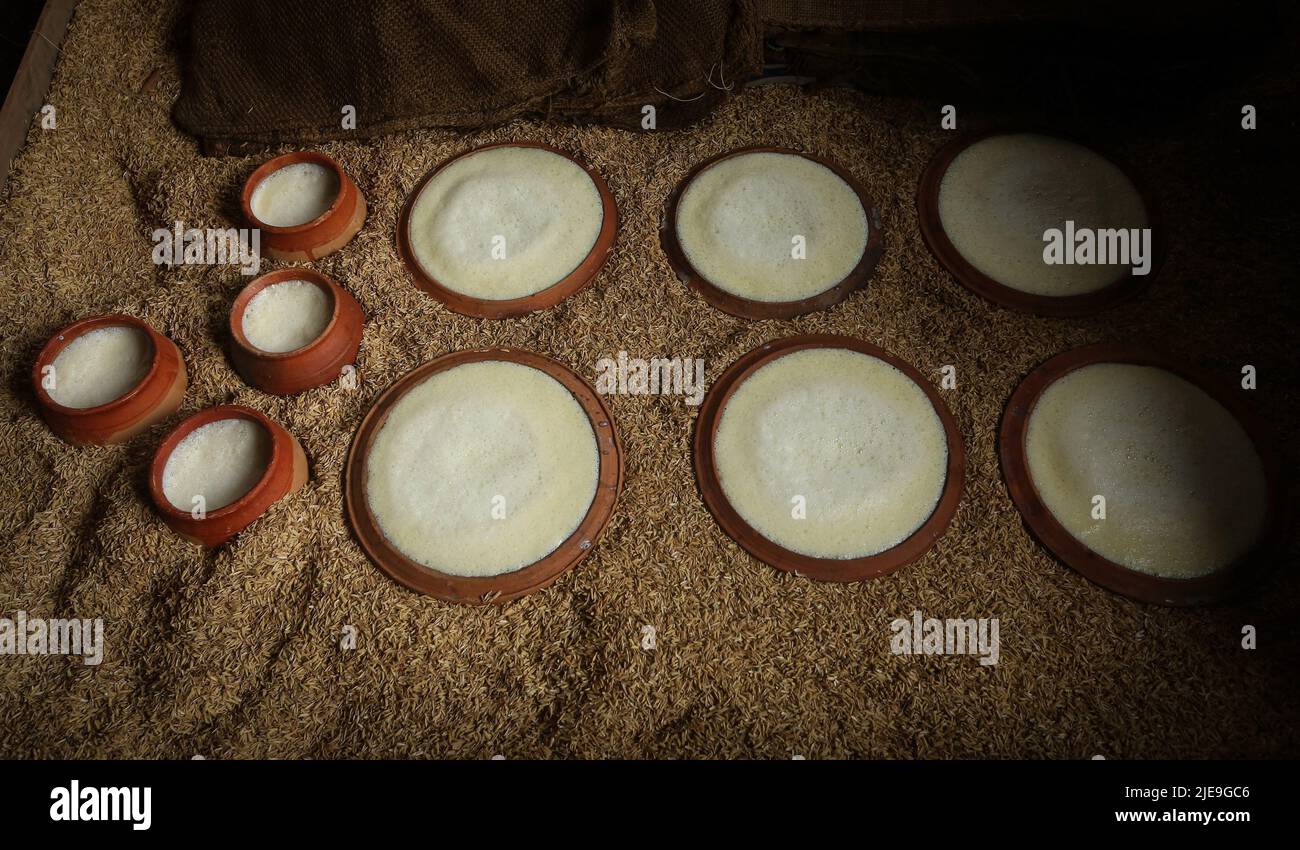 Bhaktapur, Bagmati, Nepal. 26th June, 2022. Earthen containers are ...