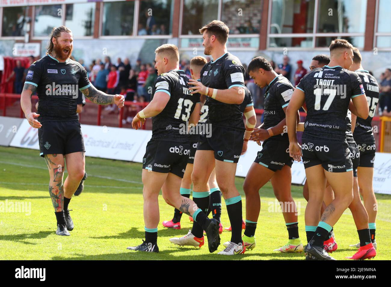 Luke yates hi-res stock photography and images - Alamy