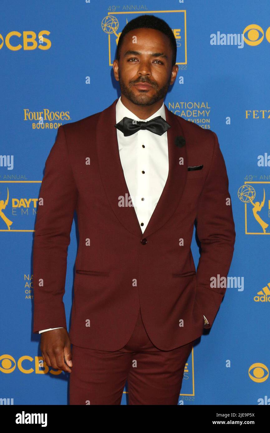 Sean dominic hi-res stock photography and images - Alamy