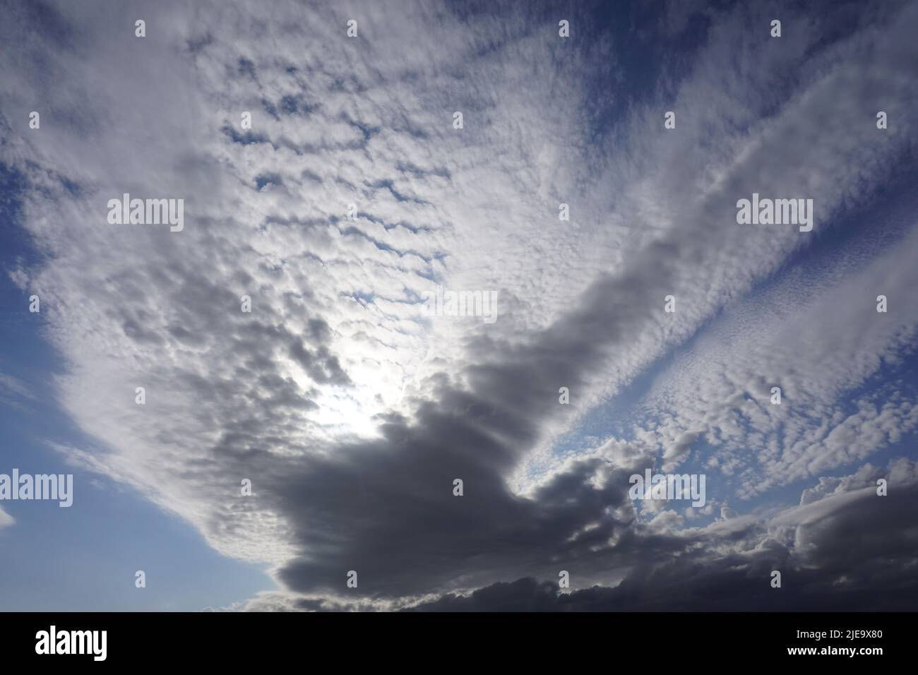 Funky cloud formation hi-res stock photography and images - Alamy