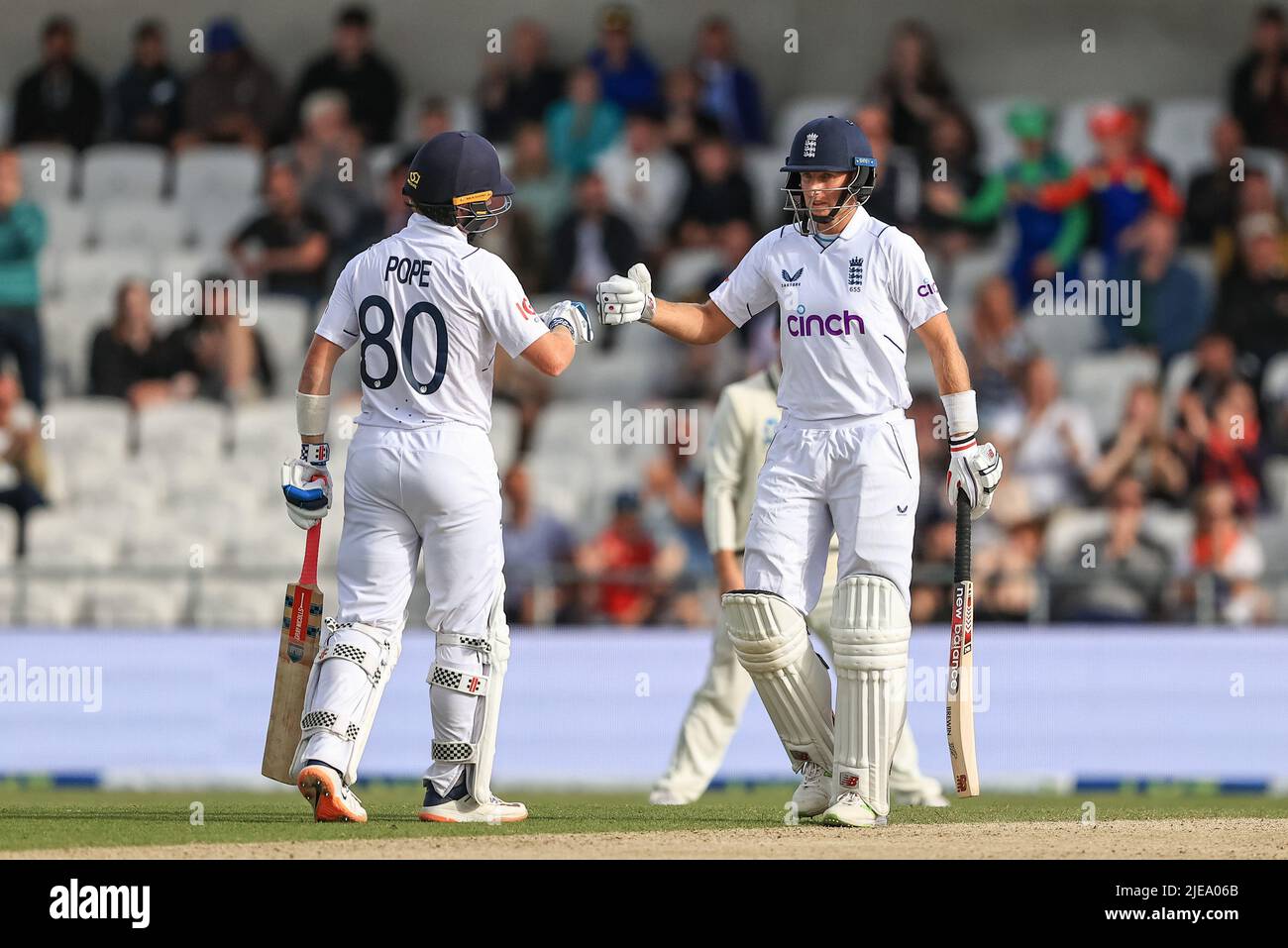 Joe root ollie pope hi-res stock photography and images - Alamy