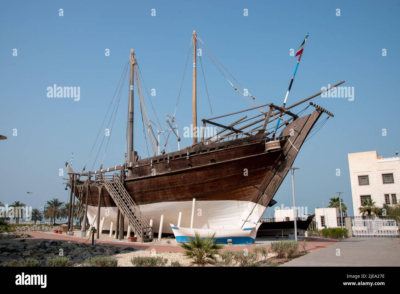 A traditional Kuwaiti fishing boat Stock Photo - Alamy