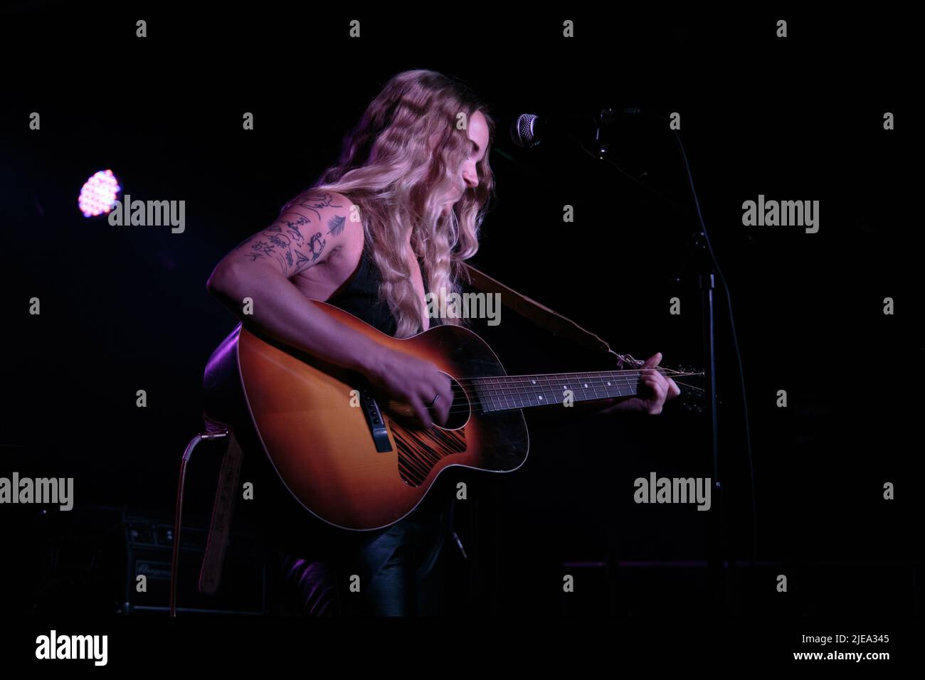 Leah blevins singer hi-res stock photography and images - Alamy