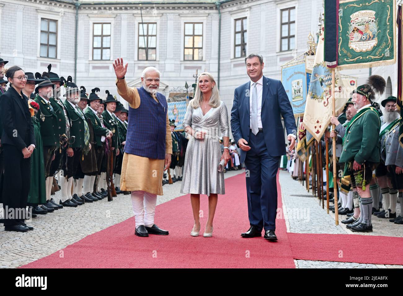 Munich, Germany. 26th June, 2022. Markus Söder (r-l, CSU), Bavarian ...