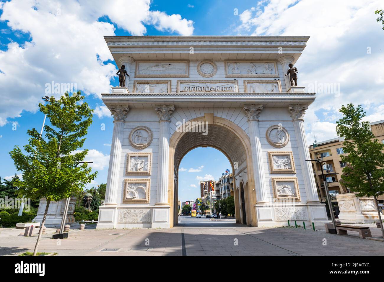 Triumph gate hi-res stock photography and images - Alamy