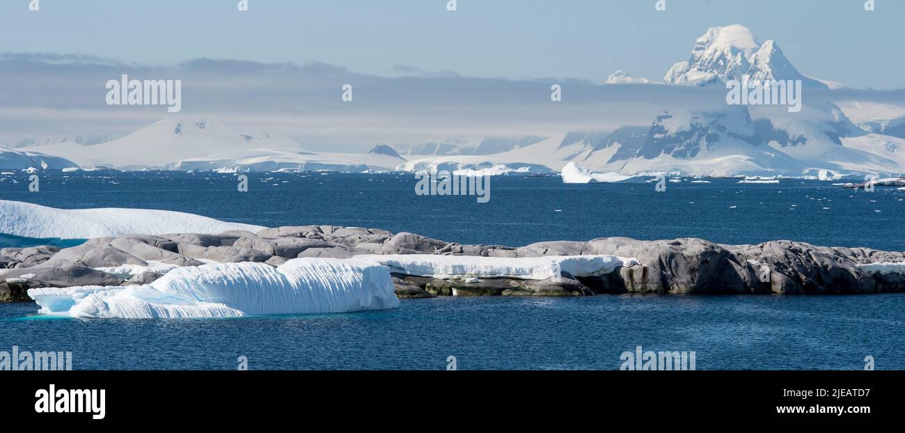 Port Charcot Antarctic peninsula Stock Photo - Alamy