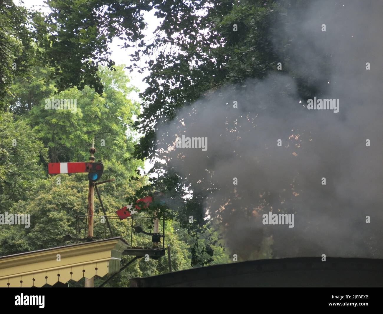 The golden age of steam: atmospheric photo of billowing clouds of steam ...