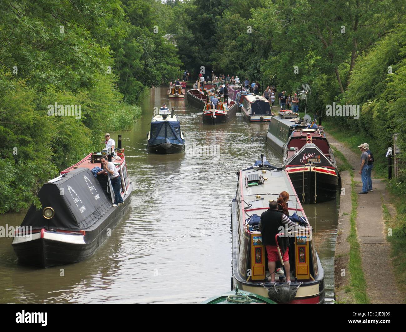 A busy stretch of the Grand Union Canal, with lots of activity on the ...