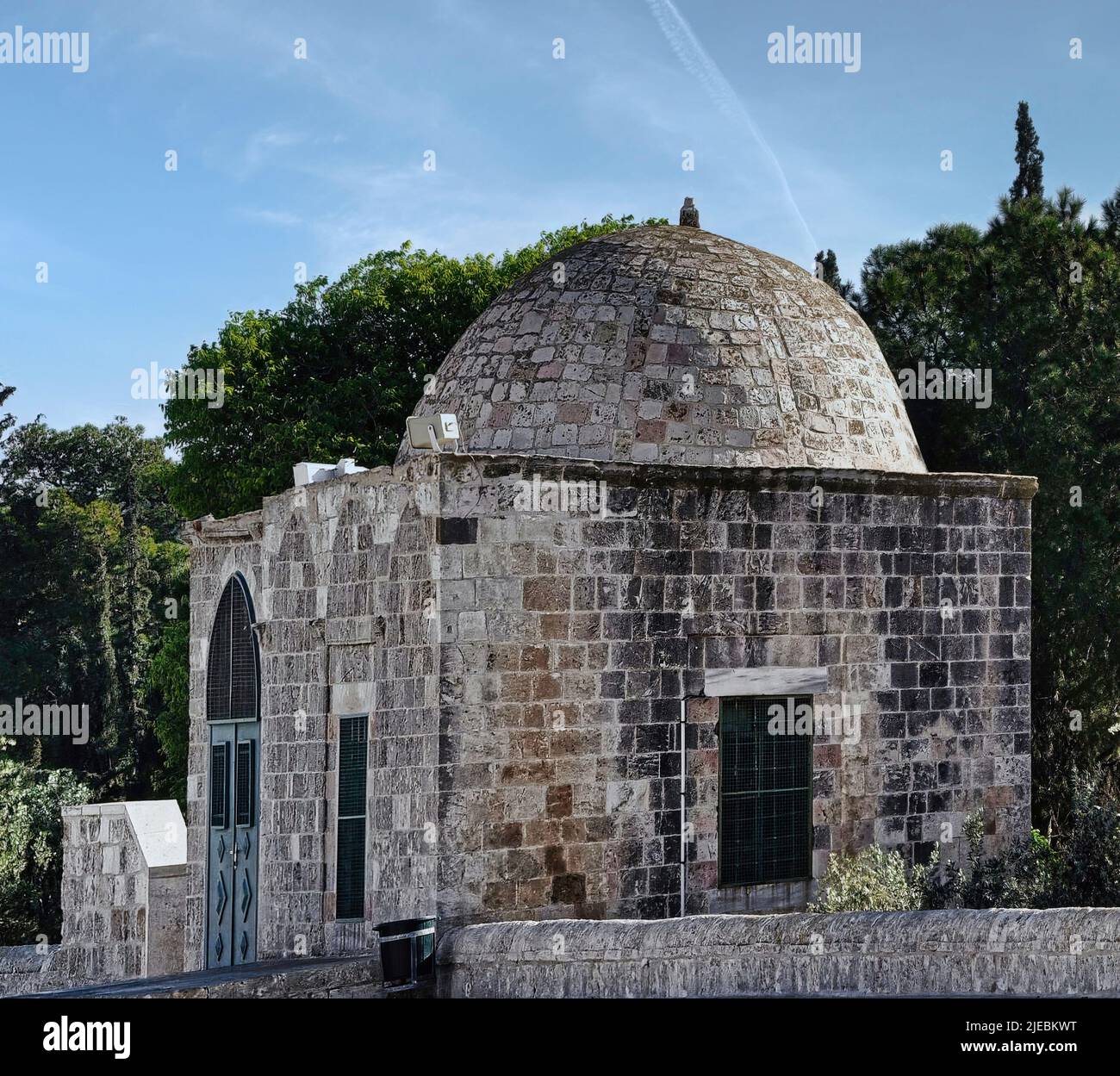 The Temple Mount in Jerusalem is the third holiest place for Muslims ...