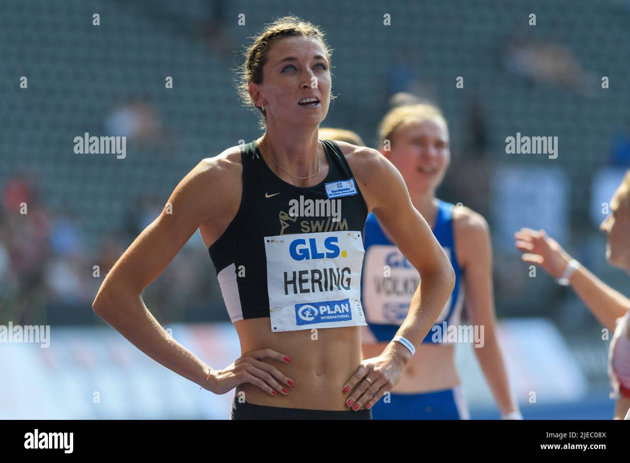 Christina Hering (LG Stadtwerke Muenchen) after winning the 800 metre ...