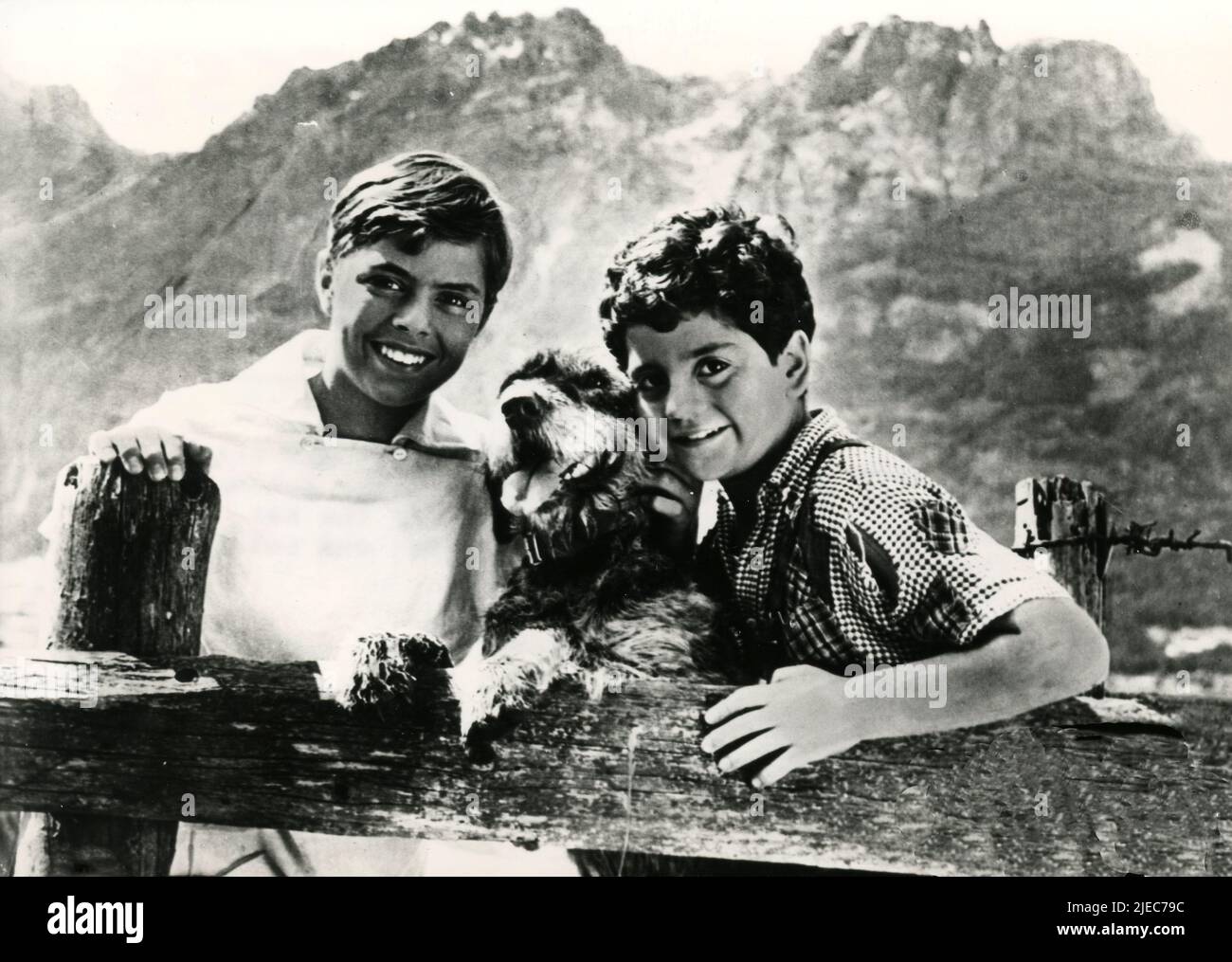 Children actors hi-res stock photography and images - Alamy