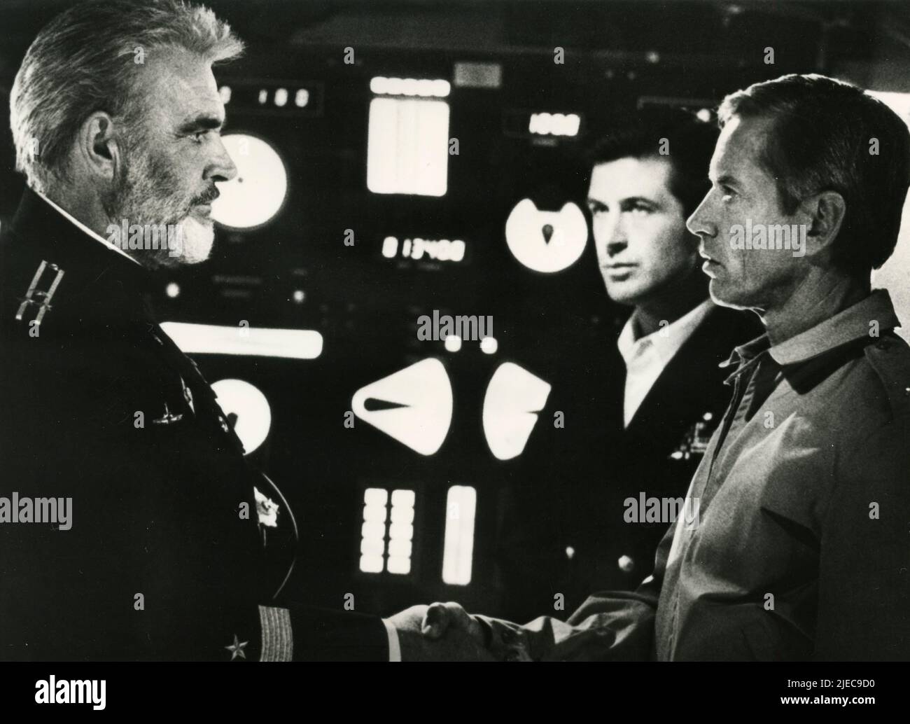 Sean connery the hunt for red october hi-res stock photography and ...