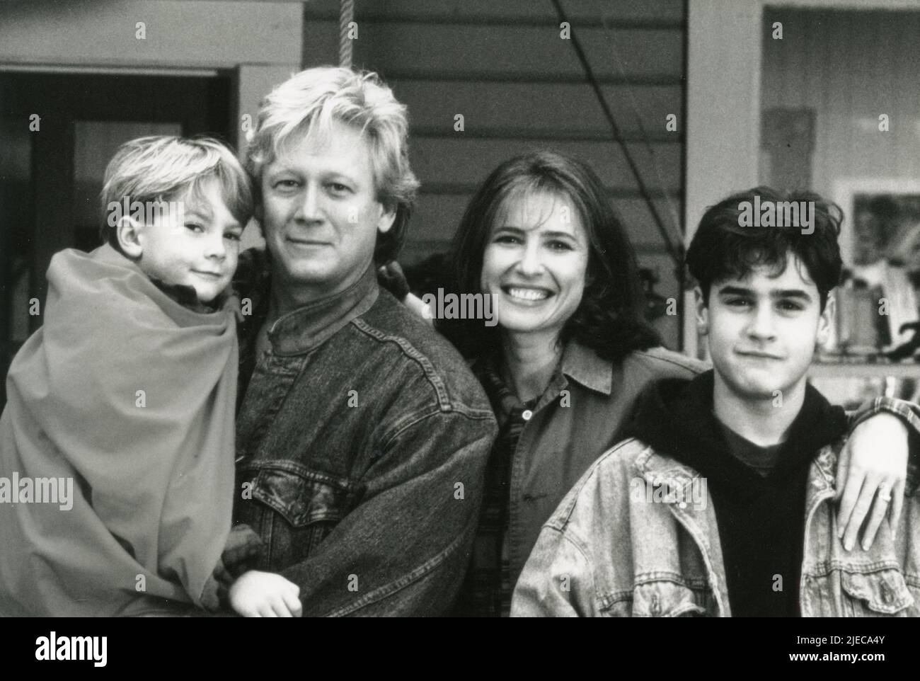 Far from home adventures yellow hi-res stock photography and images - Alamy