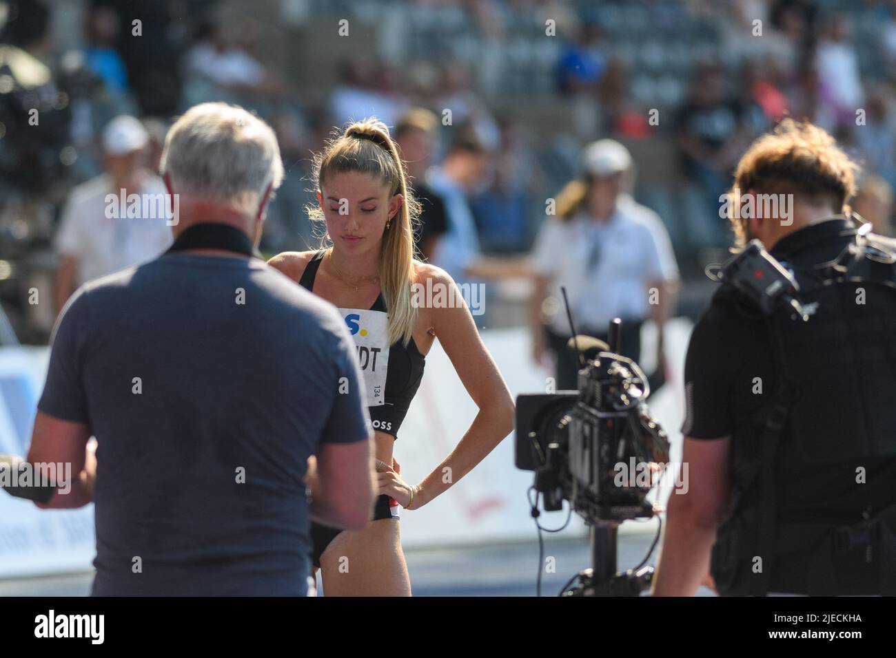 Alica Schmidt (SCC Berlin) before the 400 metre final during the 2022 ...
