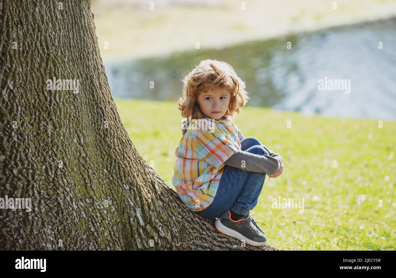 Lonely kid. Loneliness child. Children depression, problems. Kids ...