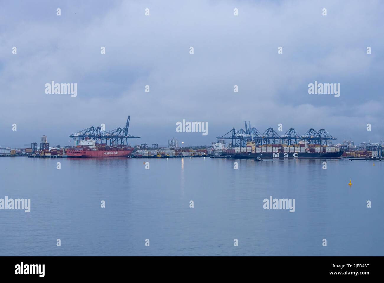 Lake Gatun docks in the Panama Canal Zone Stock Photo - Alamy