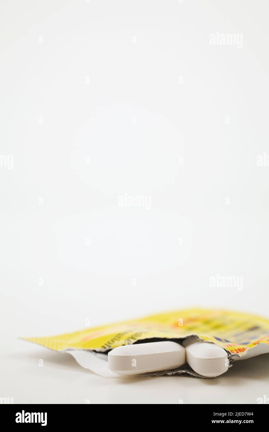 Torn package hi-res stock photography and images - Alamy