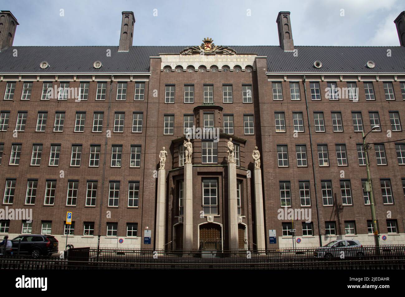 Ministry of defense builing hi-res stock photography and images - Alamy