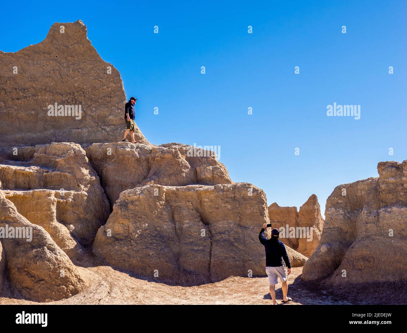 The Windows Trail area of the Badlands National Park in South Dakota ...