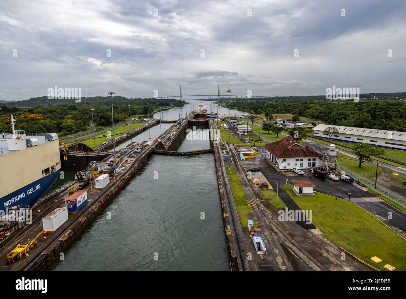 Inside the Gatun Locks, Canal Zone, Panama Stock Photo - Alamy
