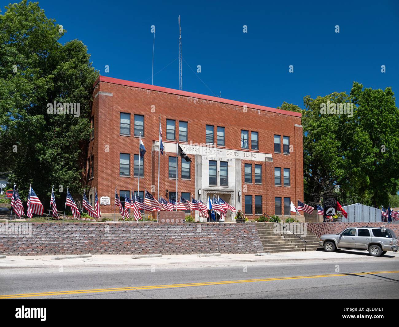 Exterior courthouse hi-res stock photography and images - Alamy