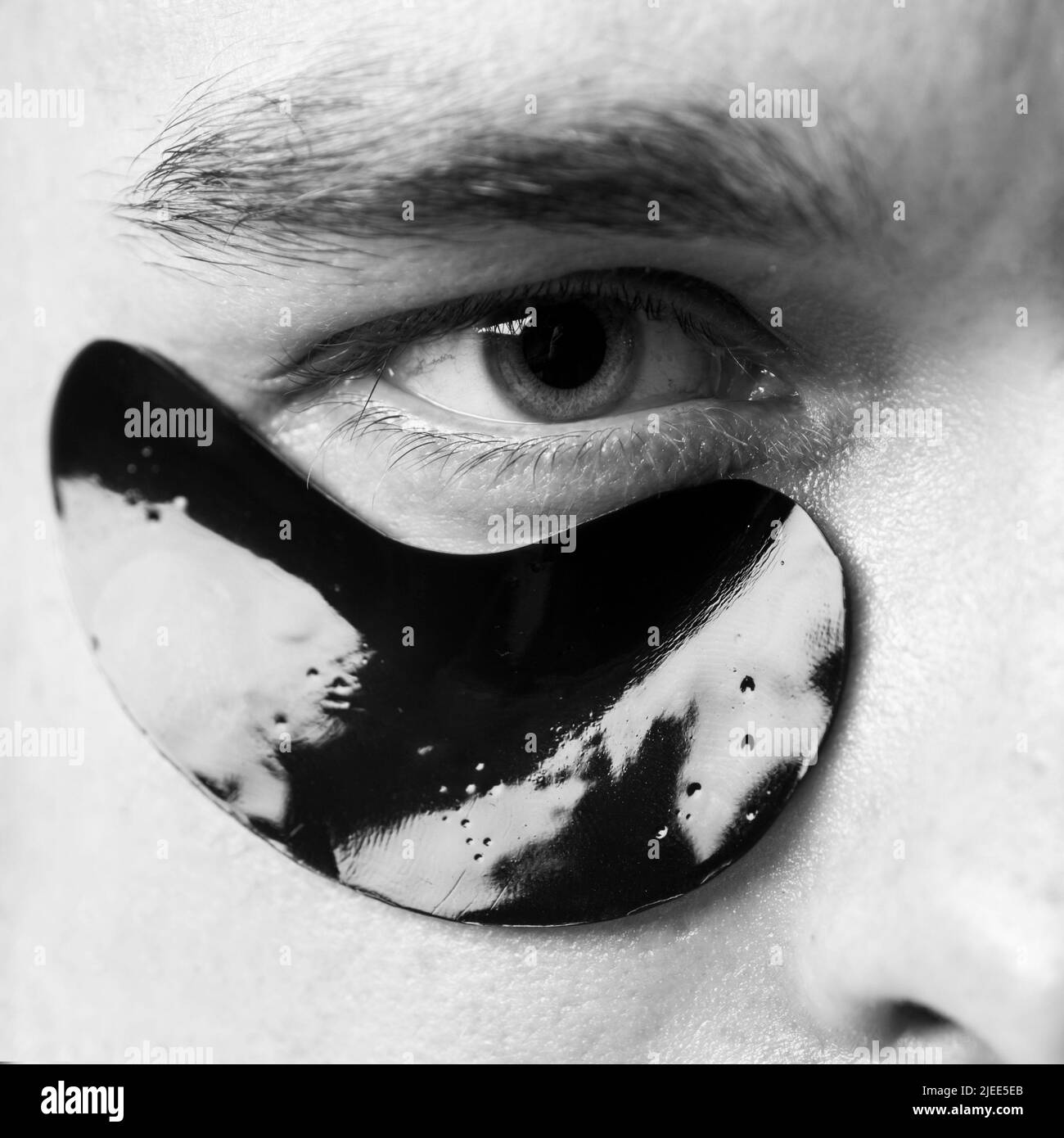 Dark area under Black and White Stock Photos & Images - Alamy