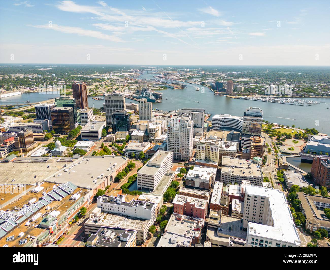 Norfolk aerial view elizabeth river hi-res stock photography and images ...