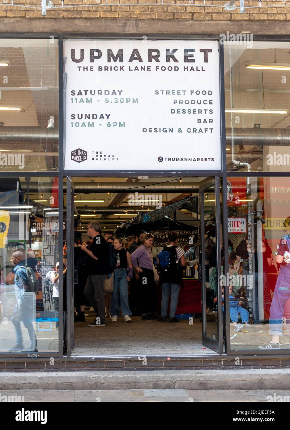 Sign upmarket brick lane hi-res stock photography and images - Alamy