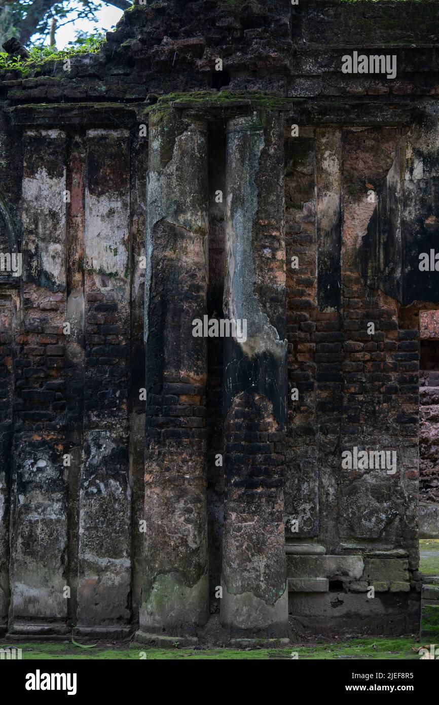 The texture of a red brick wall of an old king's palace Stock Photo - Alamy