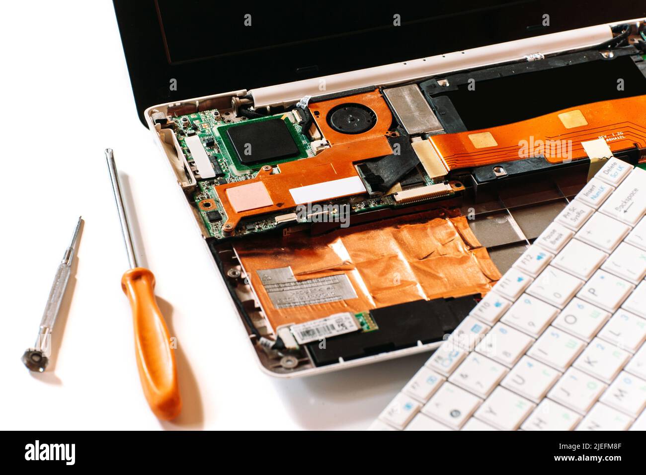 Broken pc hi-res stock photography and images - Alamy