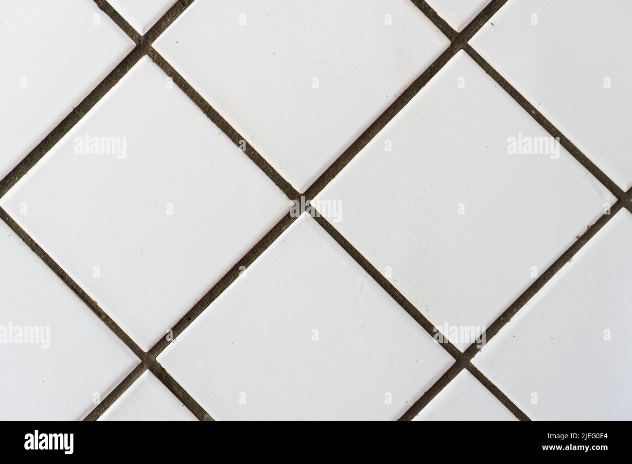 White ceramic tile pattern hi-res stock photography and images - Alamy