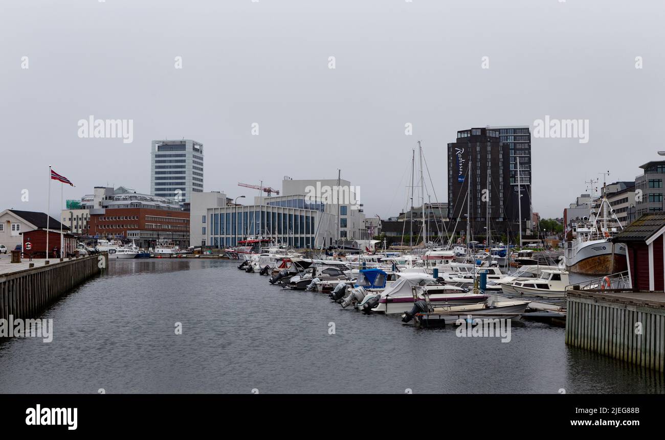 Bodø library Stormen designed by DRDH architects (Daniel Rosbottom and ...