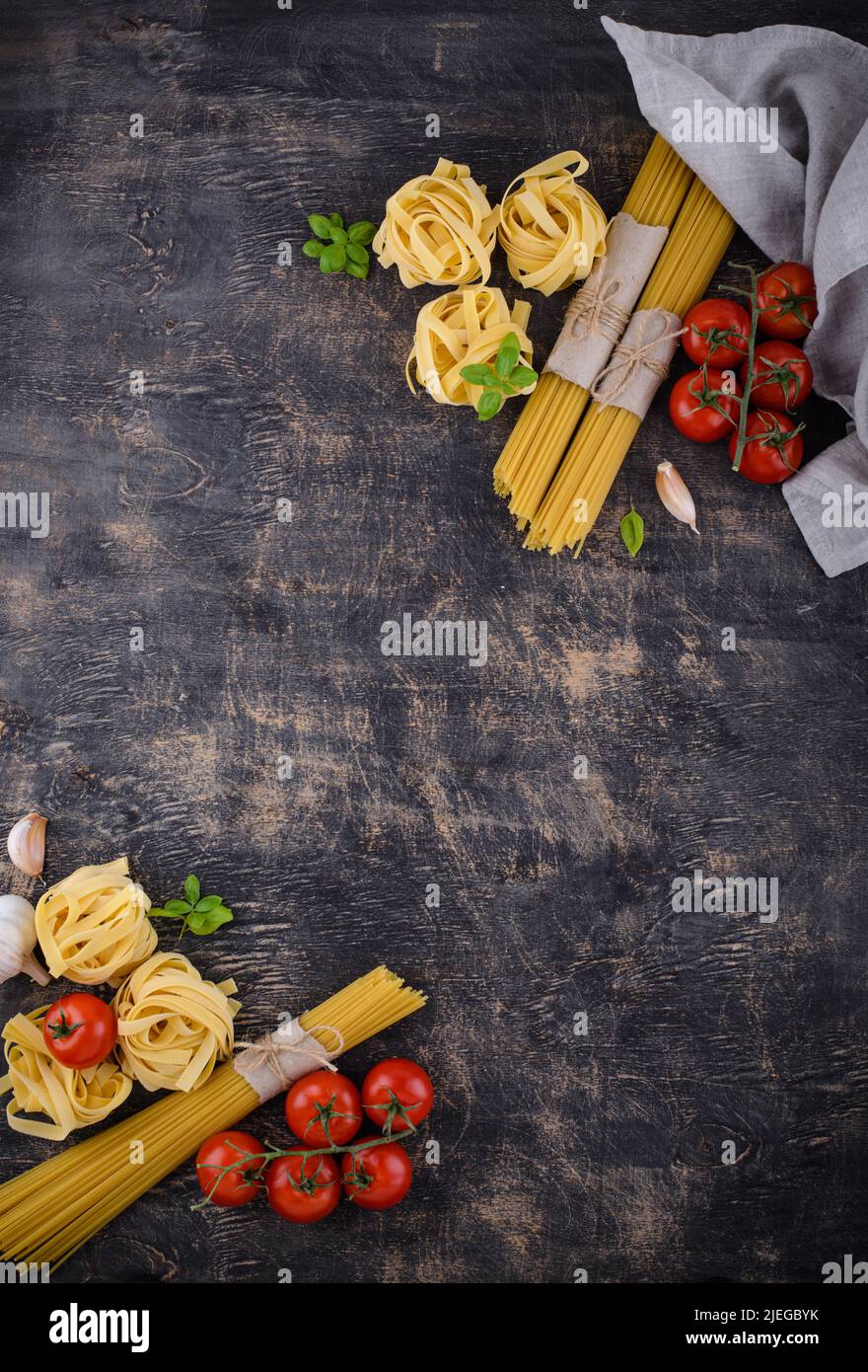 Italian pasta spaghetti and tagliatelle Stock Photo - Alamy