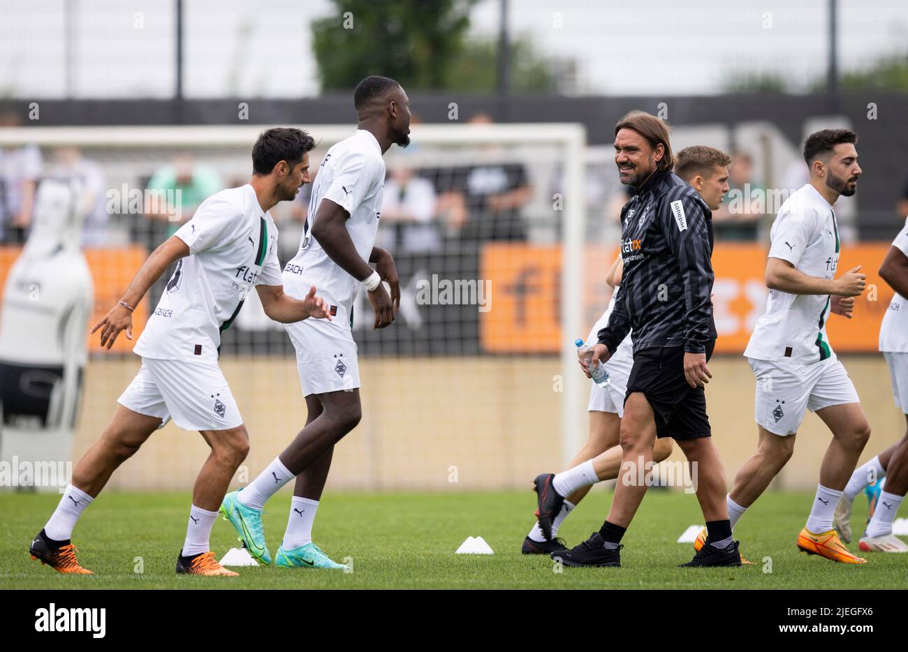Trainer Daniel Farke (BMG), Marcus Thuram (BMG) Training Borussia ...
