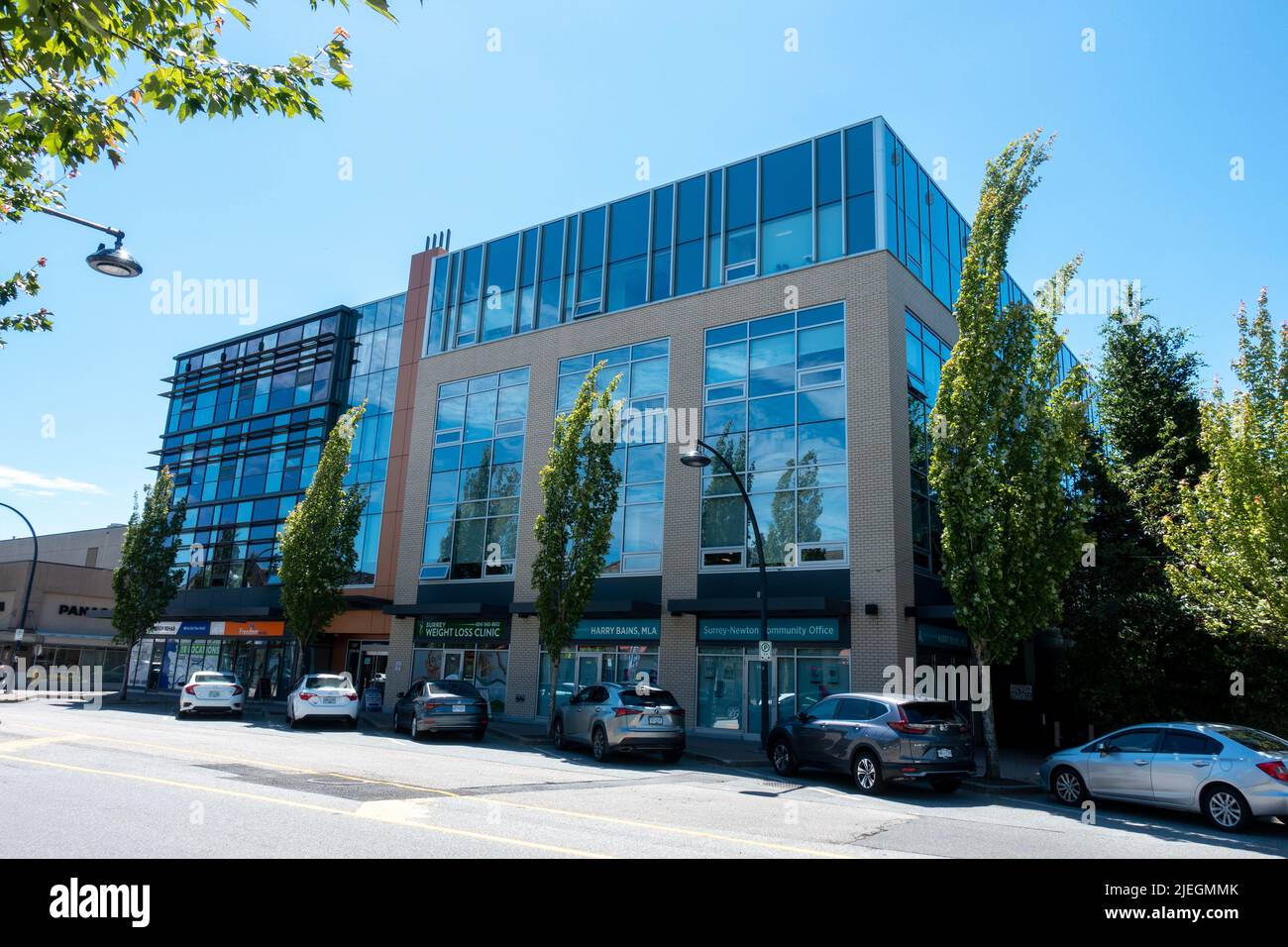 Modern architecture exterior building design in British Columbia Canada ...