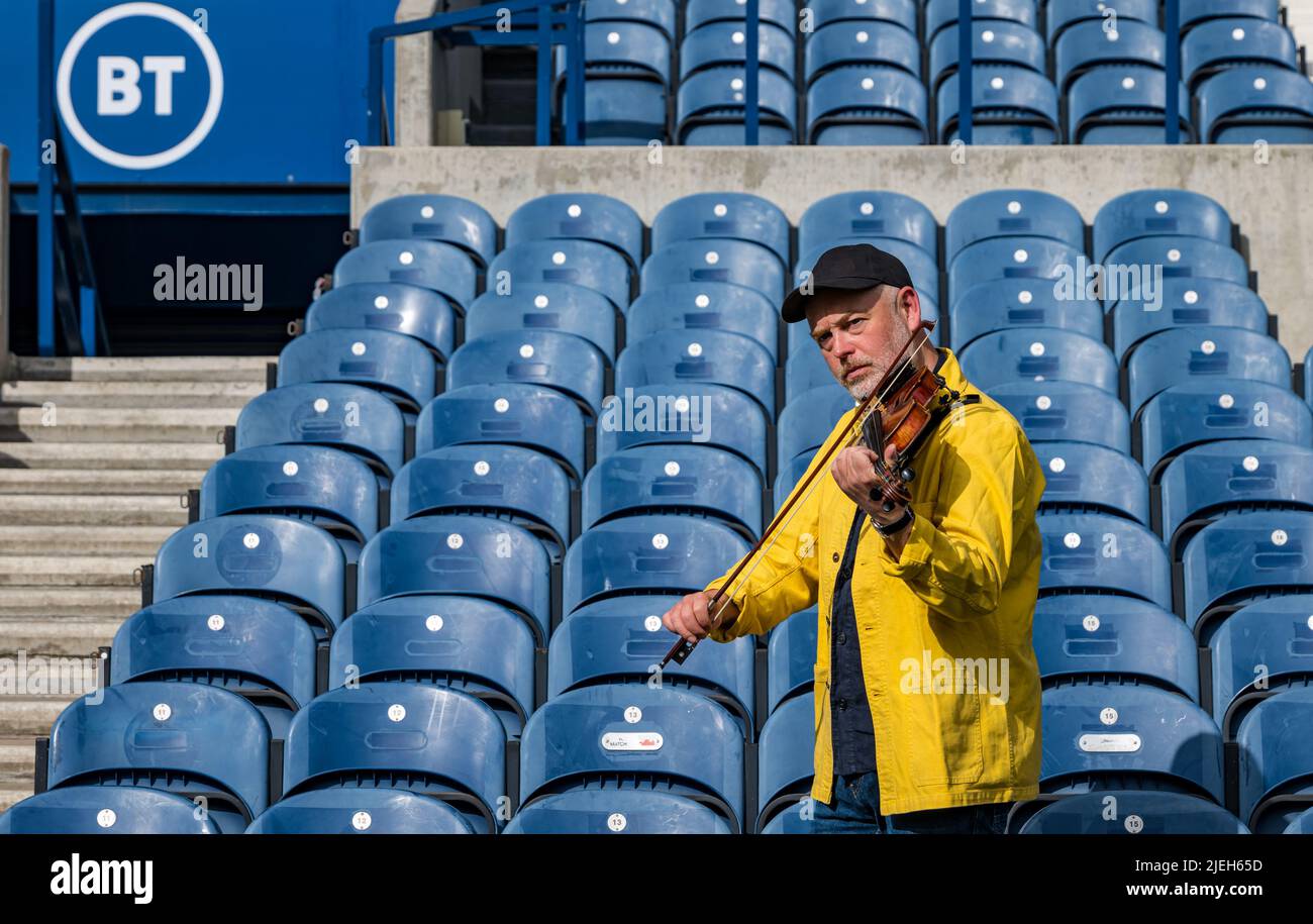 Aidan o rourke hi-res stock photography and images - Alamy