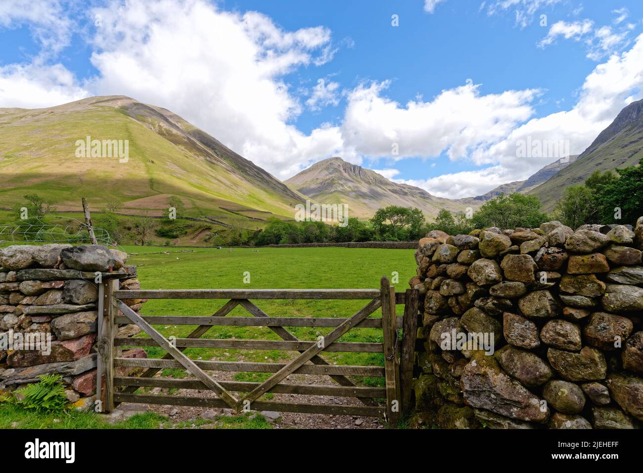 The countryside at Wasdale Head with Great Gable mountain in the ...