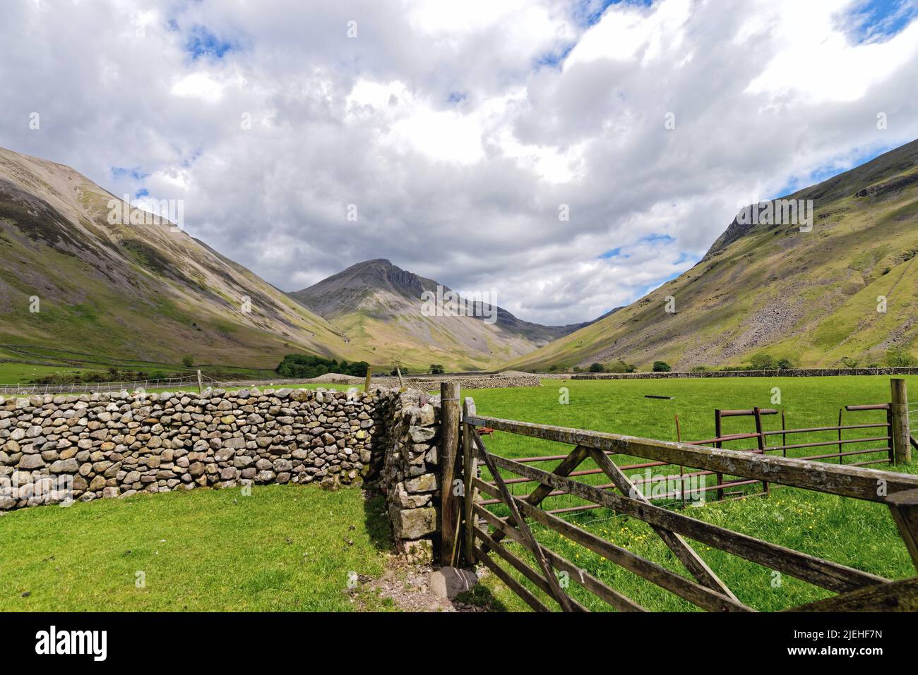 The countryside at Wasdale Head with Great Gable mountain in the ...