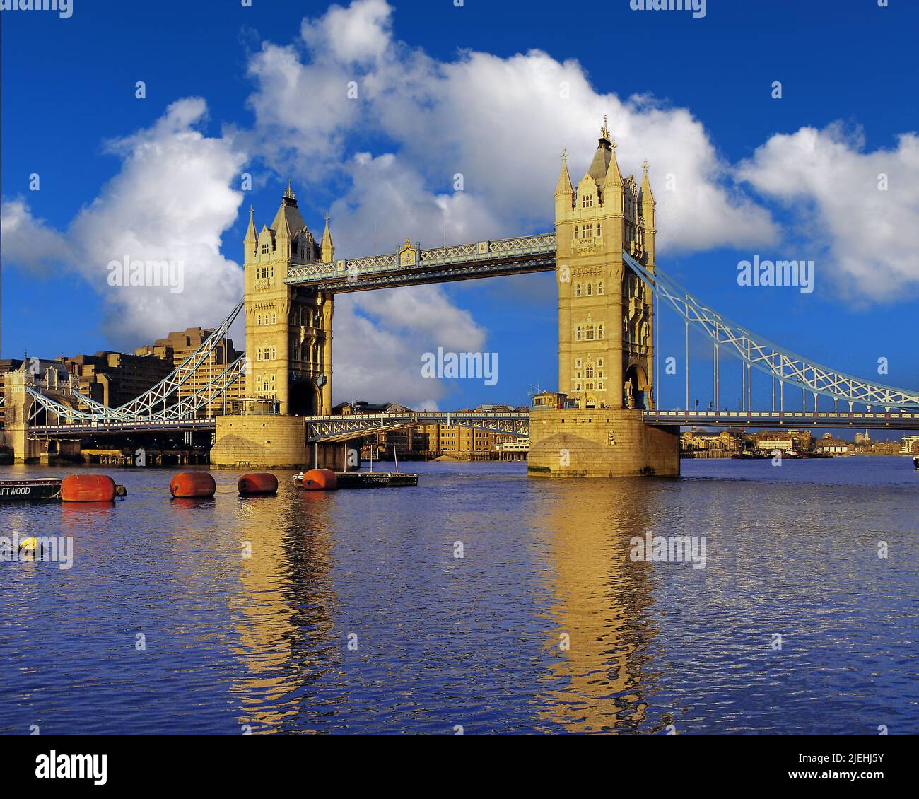 London - Tower Bridge - River Thames Stock Photo - Alamy