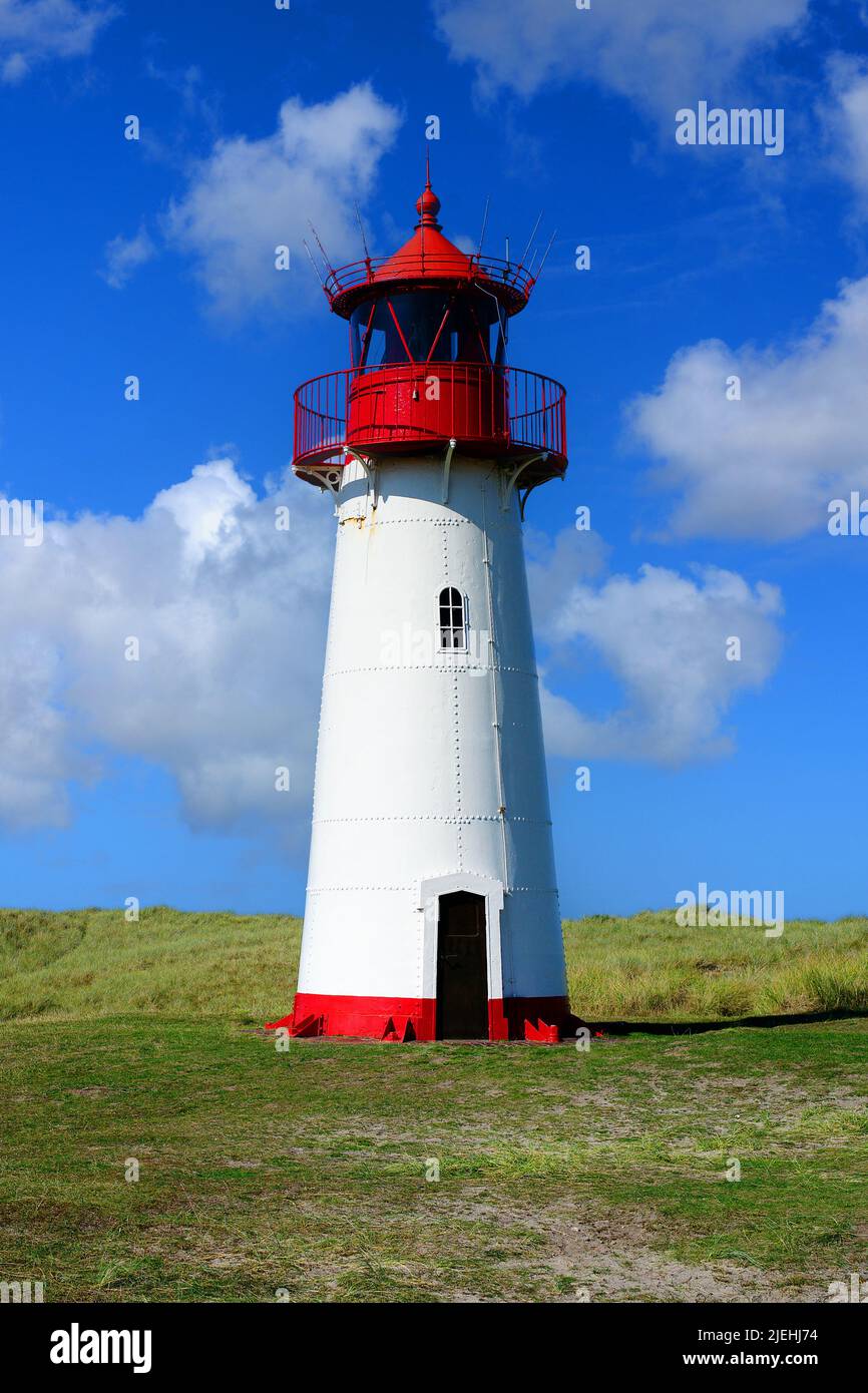 Der Leuchtturm von List am Westellenbogen, Insel Sylt, Schleswig ...