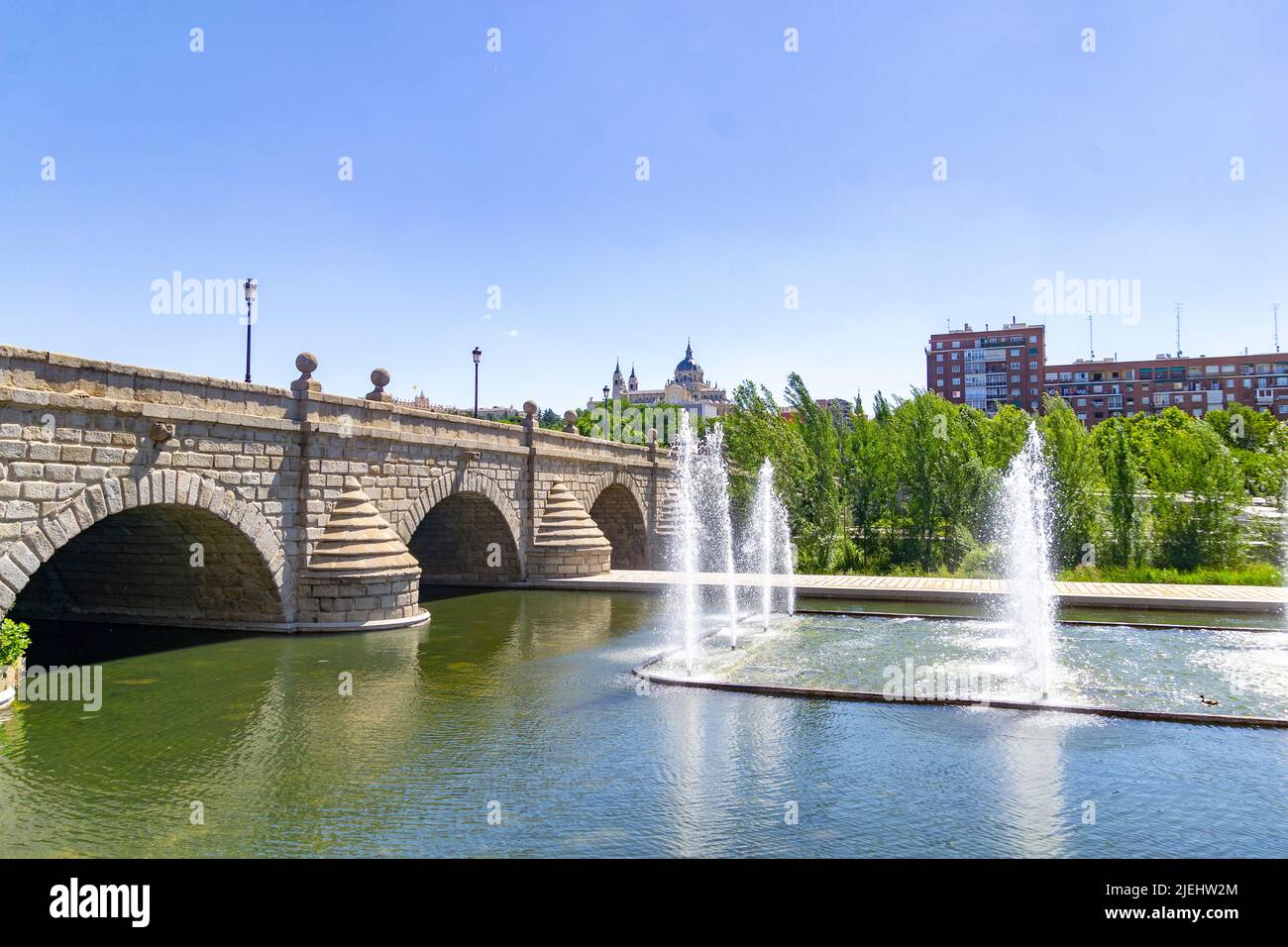 Green landscape around bridges hi-res stock photography and images - Alamy
