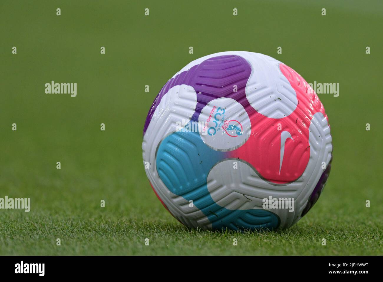 Womens euro 2022 england hi-res stock photography and images - Alamy