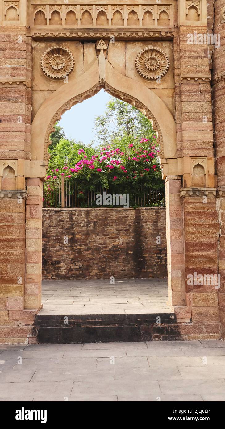 Carvings on Badal Mahal Darwaza 50 ft tall gate, Chanderi, Madhya ...