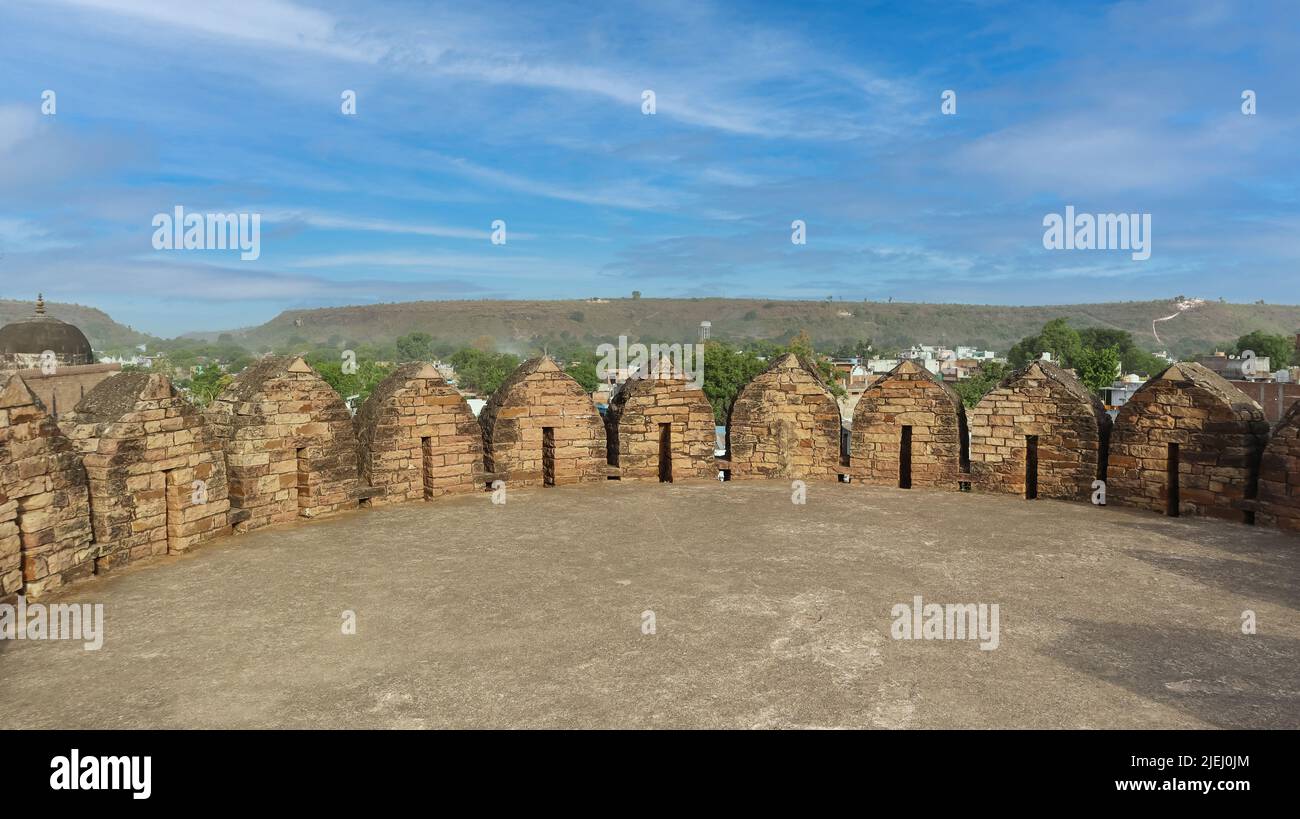 Surrounding walls of Badal Mahal, Chanderi, Madhya Pradesh, India Stock ...