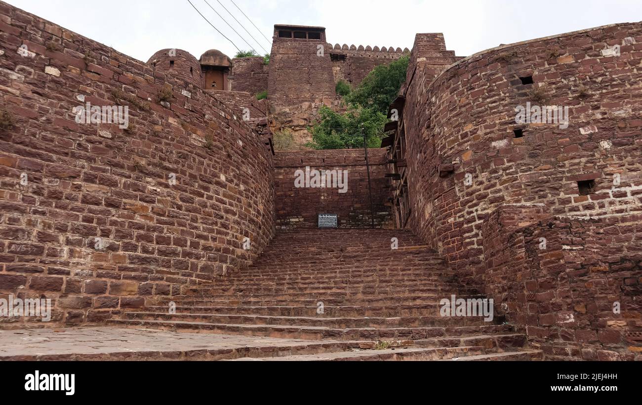 Sayyidon ka darwaza hi-res stock photography and images - Alamy