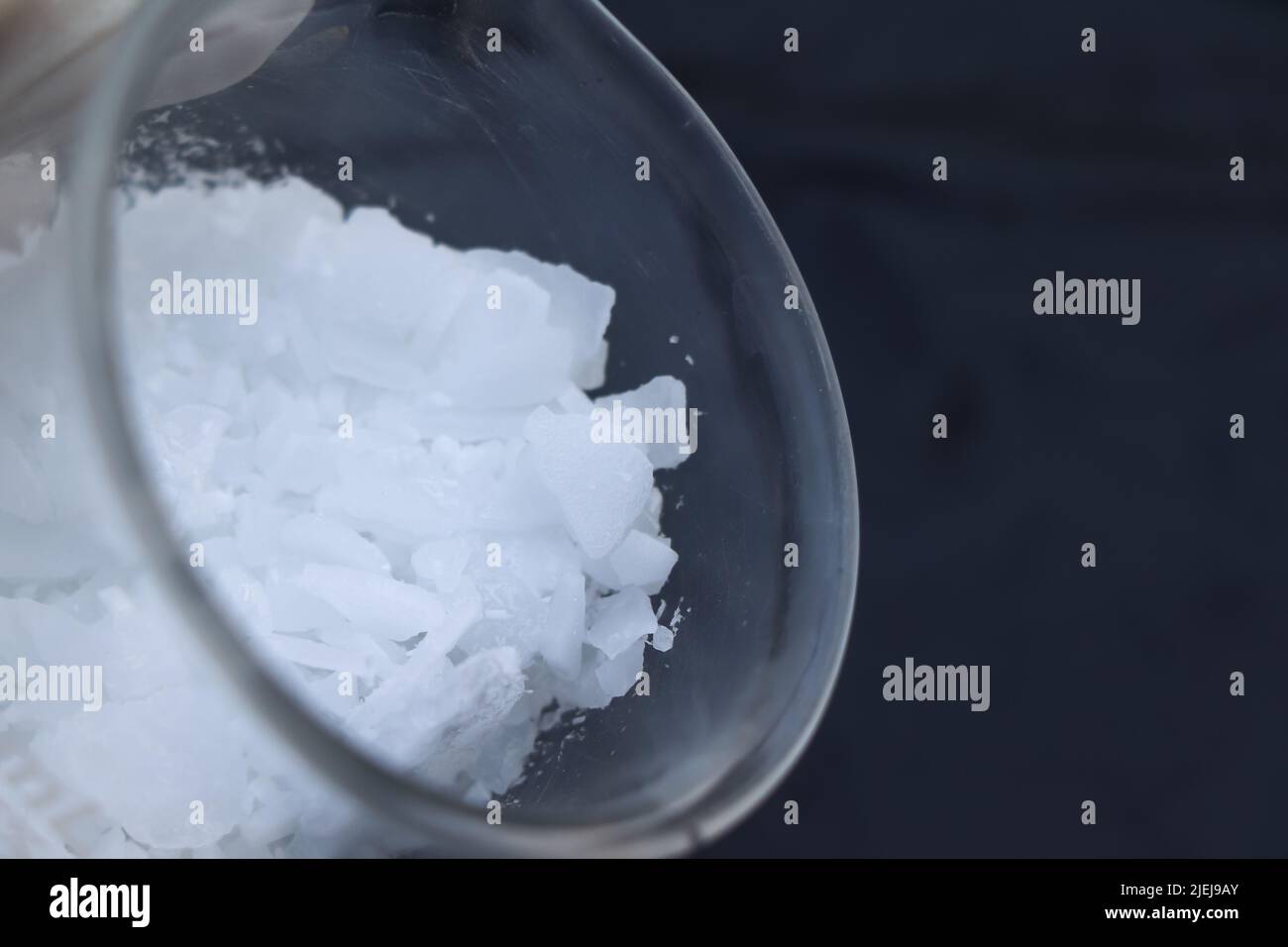 caustic soda flake,sodium hydroxide flake dangerous chemical Stock ...