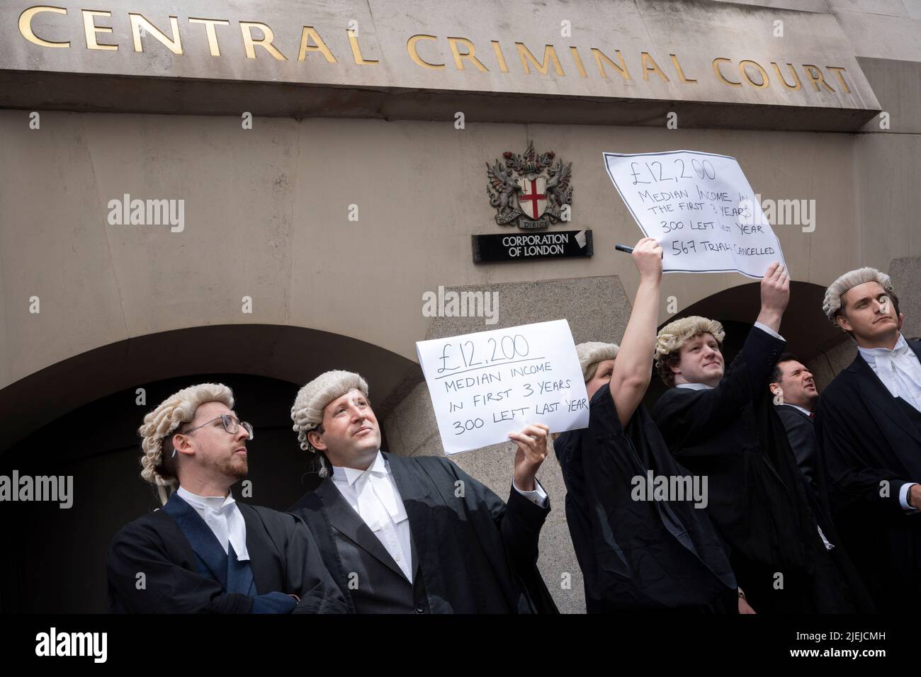 Uk barristers strike hi-res stock photography and images - Alamy